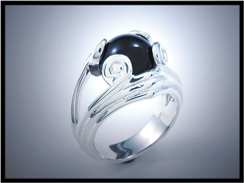 Petite Ionic Orbis Ring – Gordon Jewelers