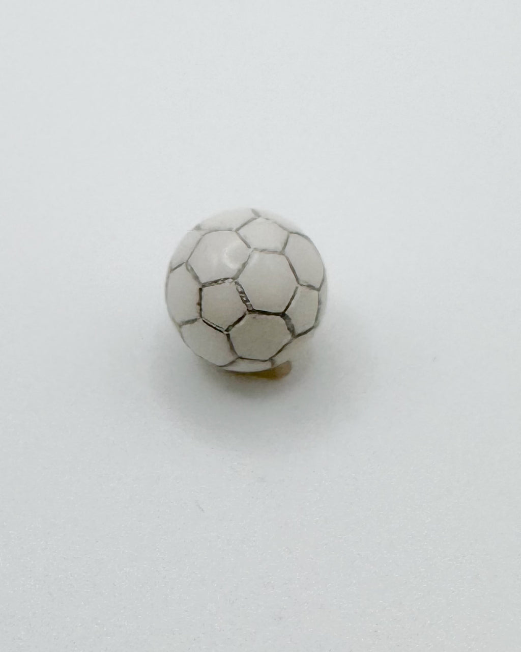10mm Orbis Soccer Ball White Quartzite Sphere – Gordon Jewelers